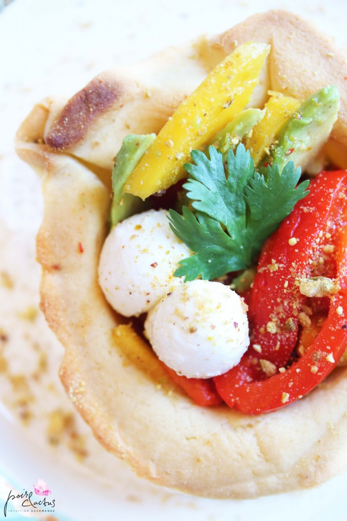 salade mangue et poivron rouge dans sa coupelle à croquer - Poire & Cactus