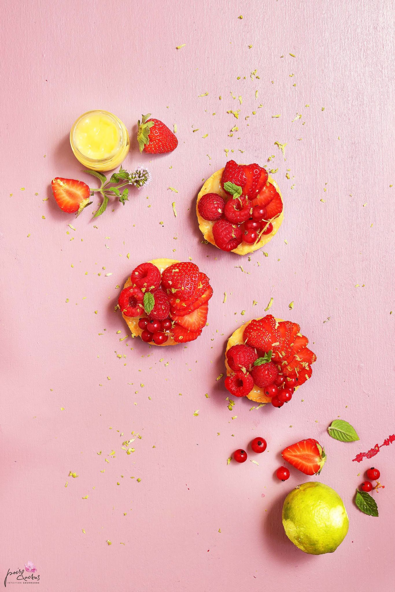 Tartelettes fruits rouges et crème citron - Poire & Cactus